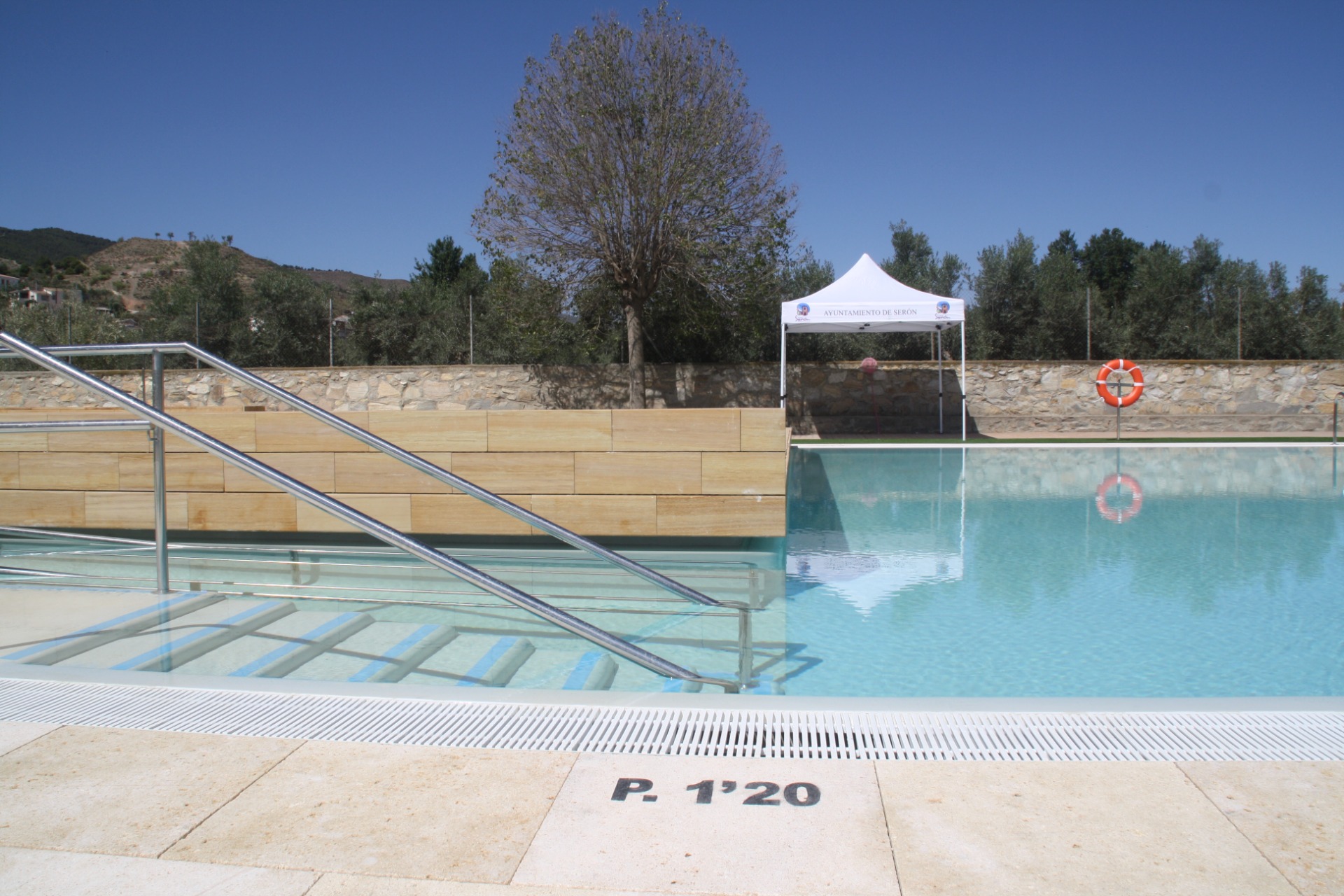 Reforma de piscina municipal de Serón :: LlinaresArquitectura